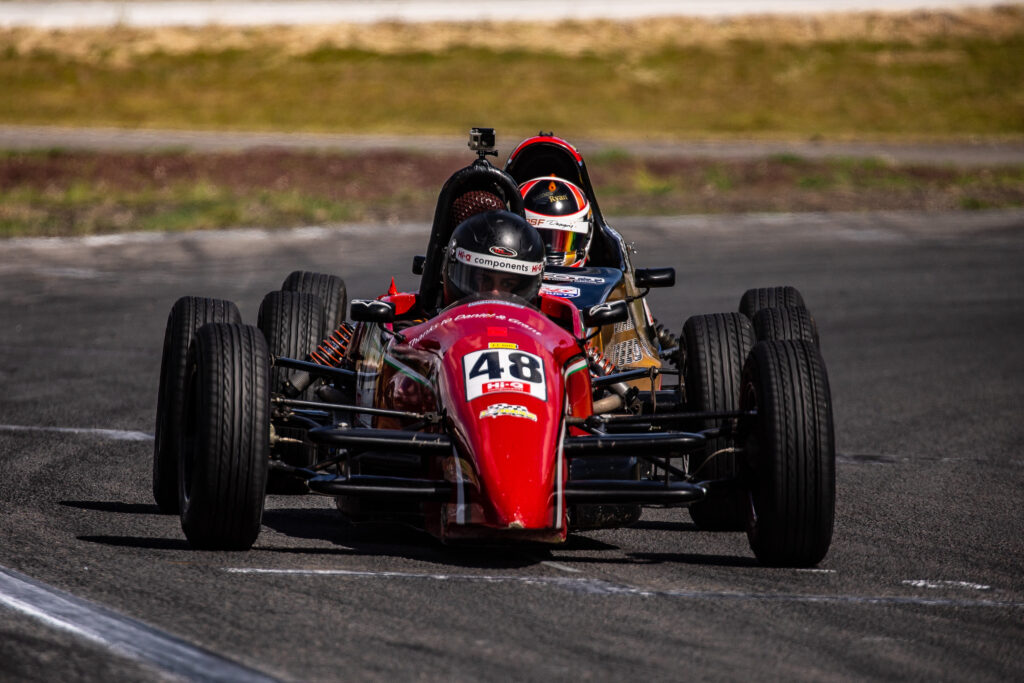 Liam Foster takes emphatic win at Taupō